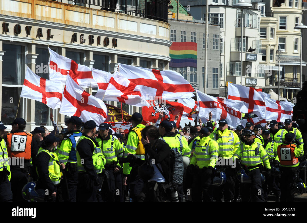 Policing operation hi-res stock photography and images - Alamy