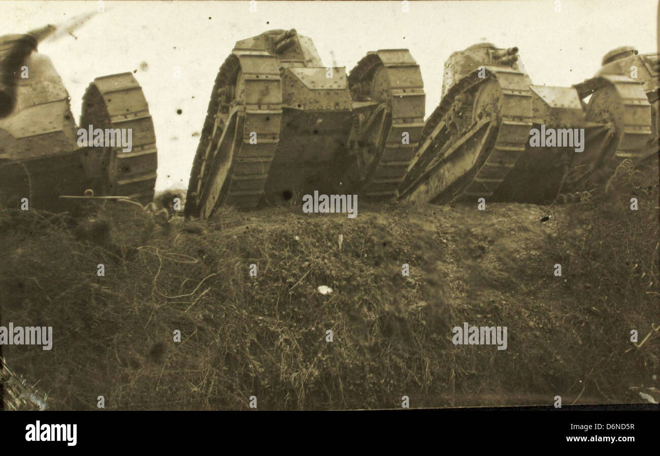 French renault ft 17 tank world hi-res stock photography and images - Alamy