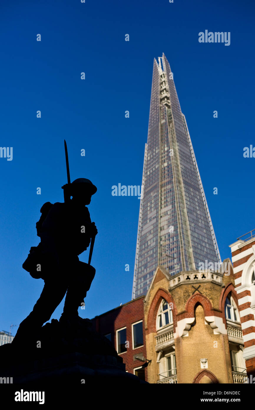 Southwark war memorial borough hi-res stock photography and images - Alamy