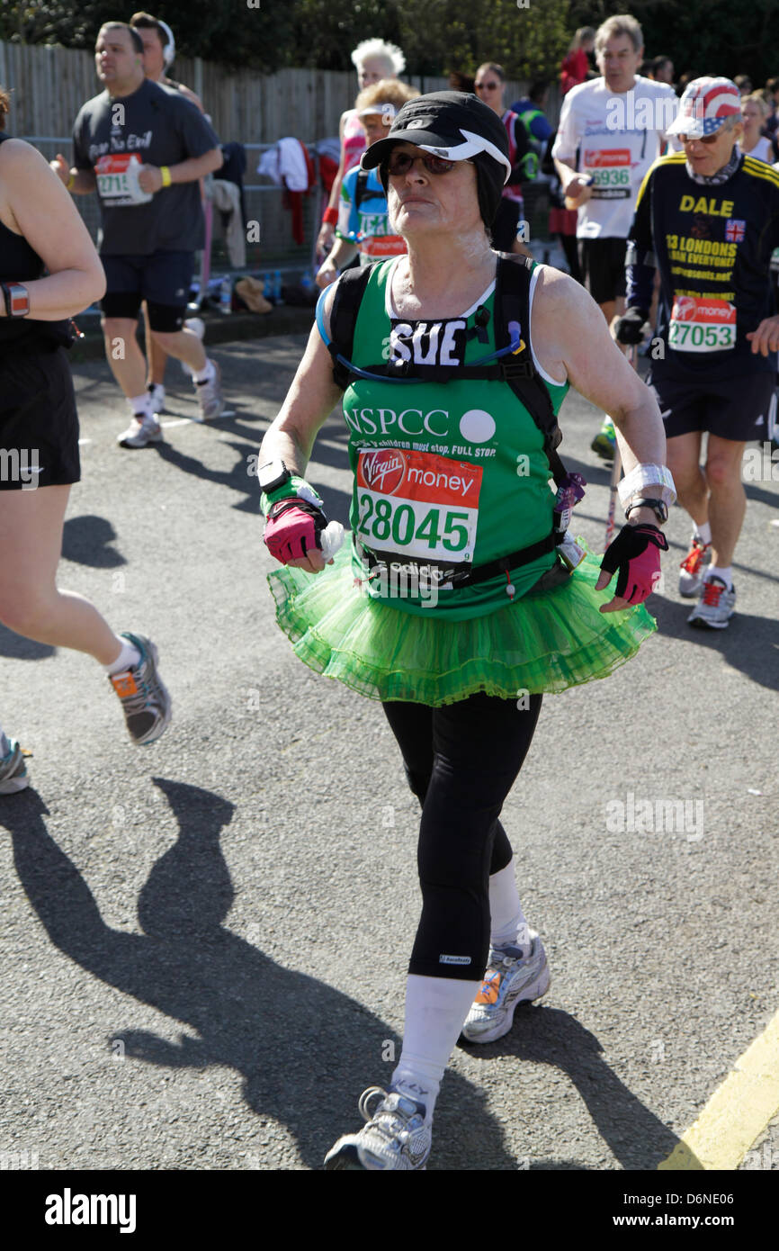 London marathon start and elite hi-res stock photography and images - Alamy