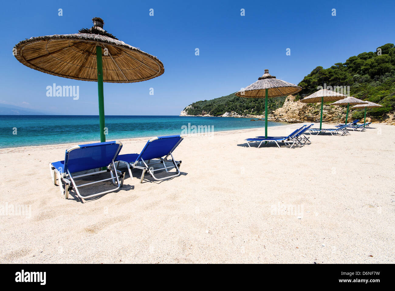 Umbrella shadow beach hi-res stock photography and images - Alamy