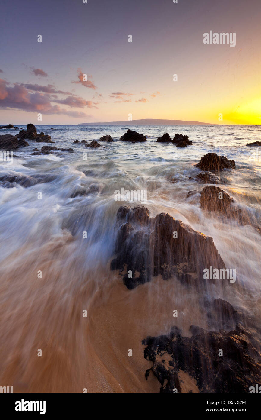 Maui beach landscape hi-res stock photography and images - Alamy