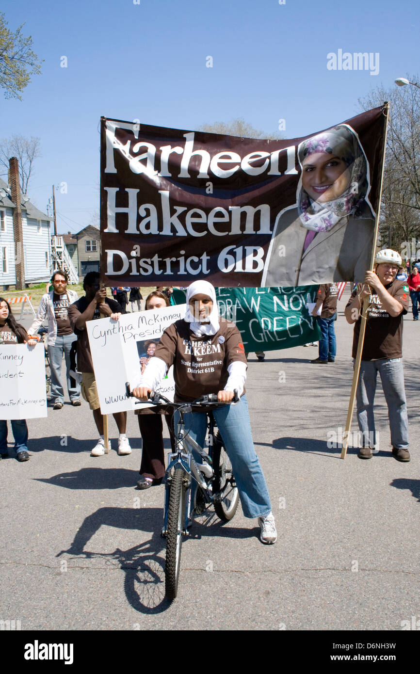 Religious diversity signs hi-res stock photography and images - Alamy