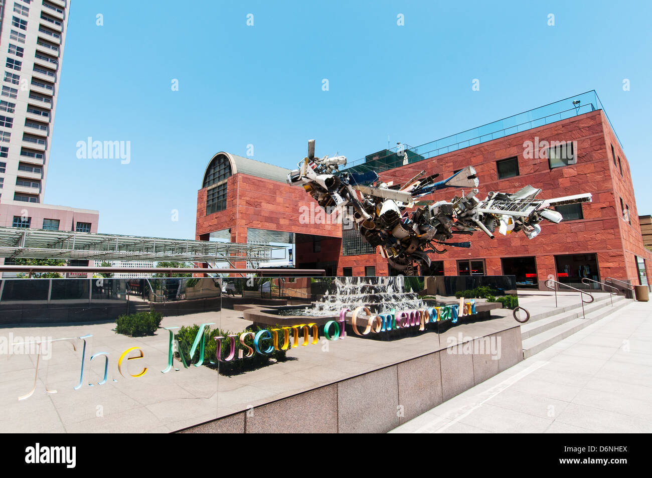 Los angeles contemporary art museum hi-res stock photography and images ...