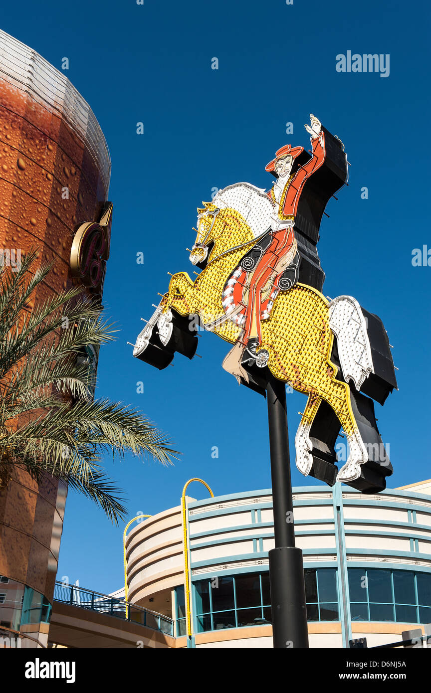 Las vegas neon cowboy hi-res stock photography and images - Alamy