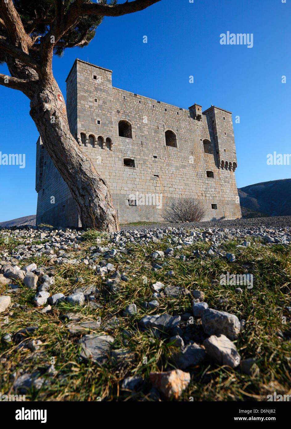 Old town senj croatia hi-res stock photography and images - Alamy