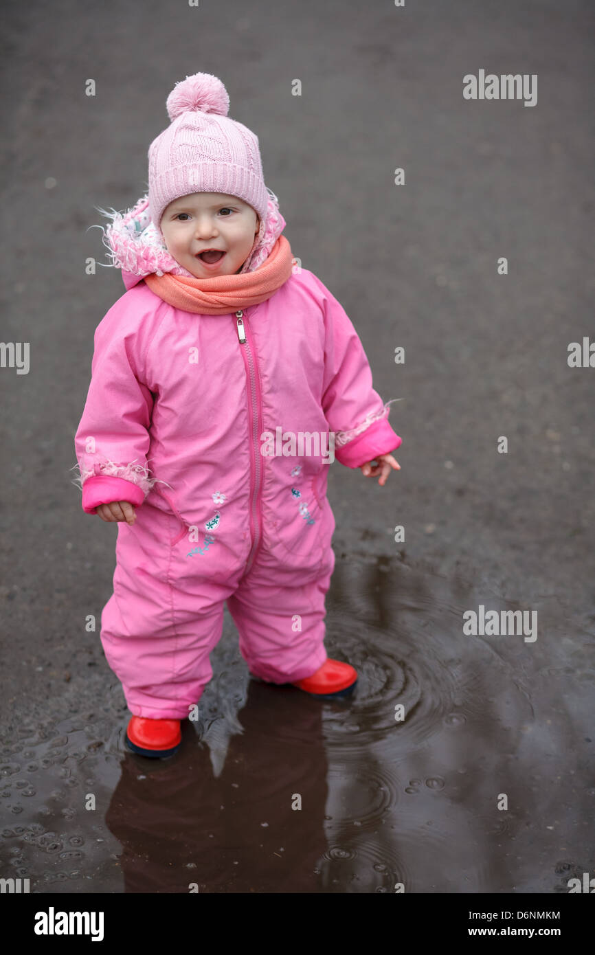 little girl standing in paddle Stock Photo - Alamy