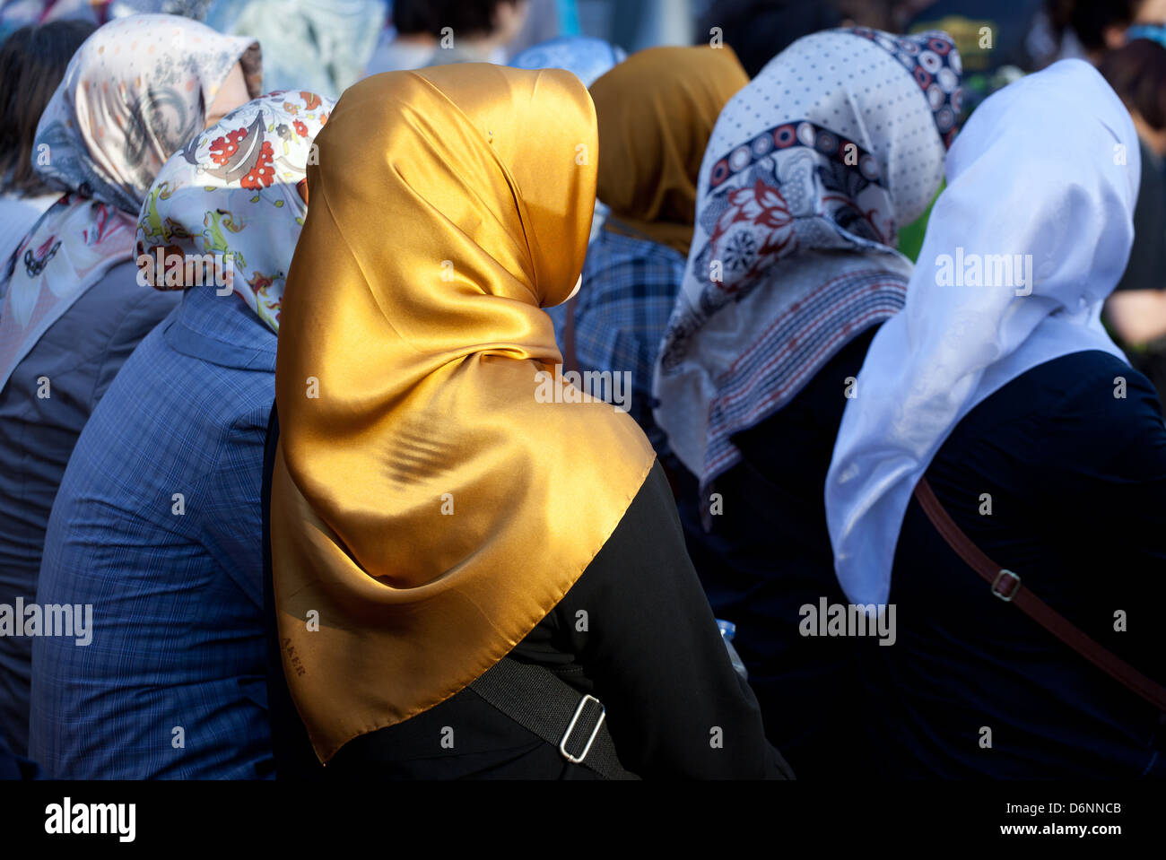 Muslim women germany hi-res stock photography and images - Alamy