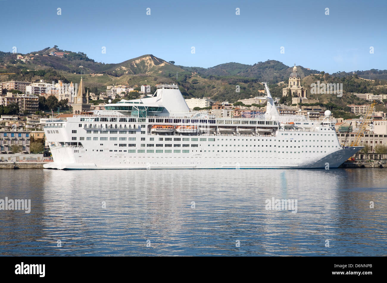 Messina a city-port Stock Photo - Alamy