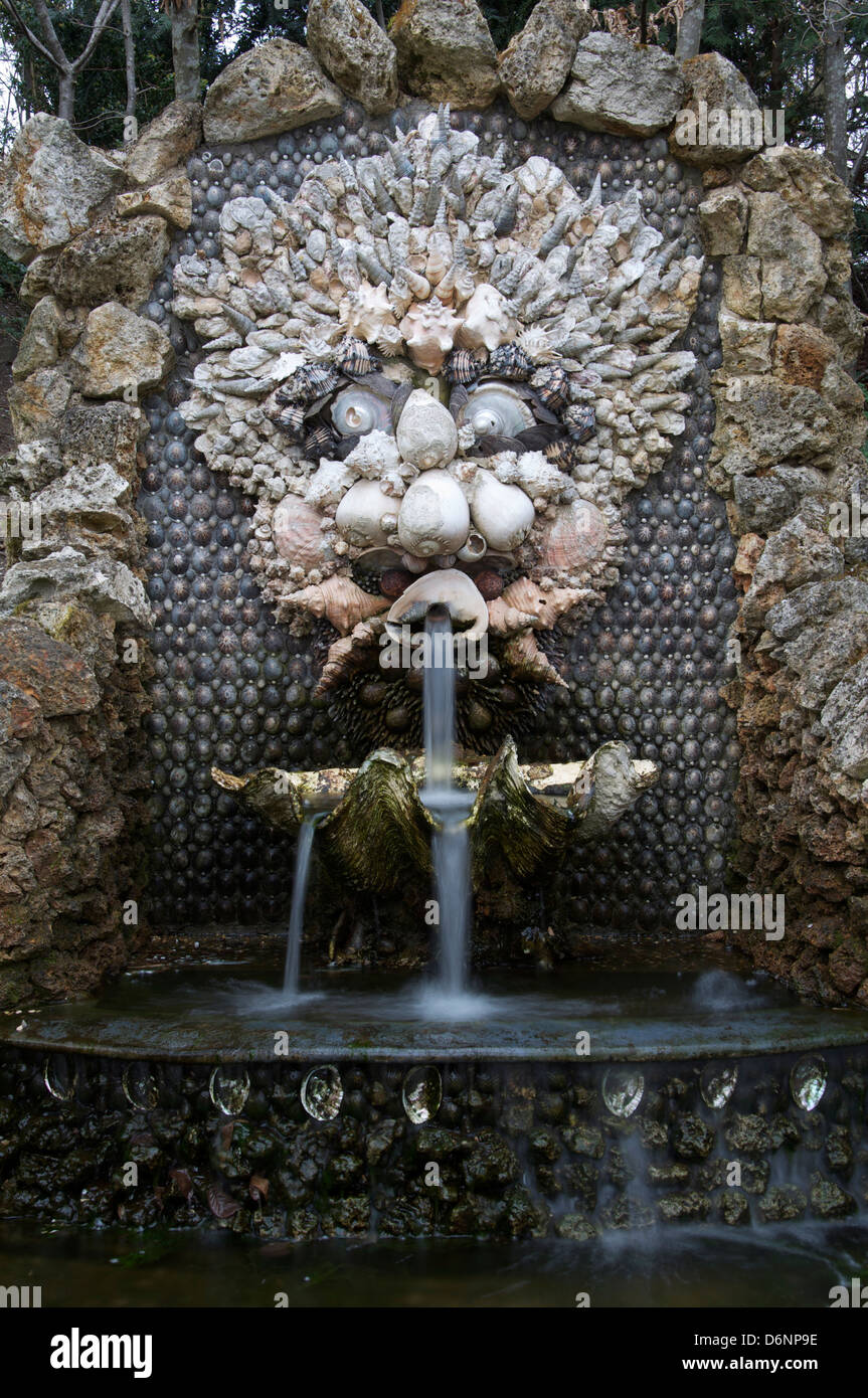 Grotesque water feature hi-res stock photography and images - Alamy