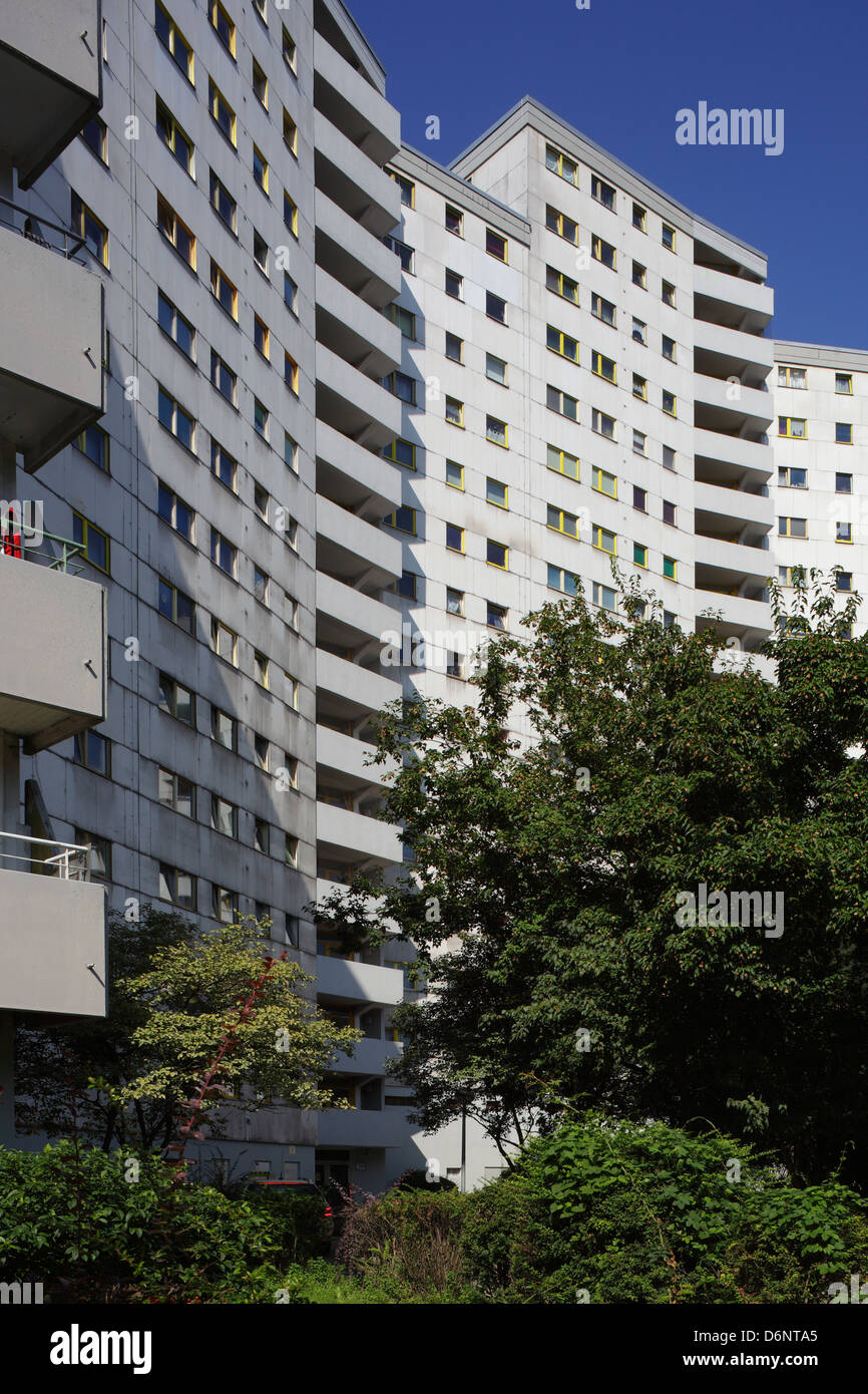 Commuter settlement hi-res stock photography and images - Alamy