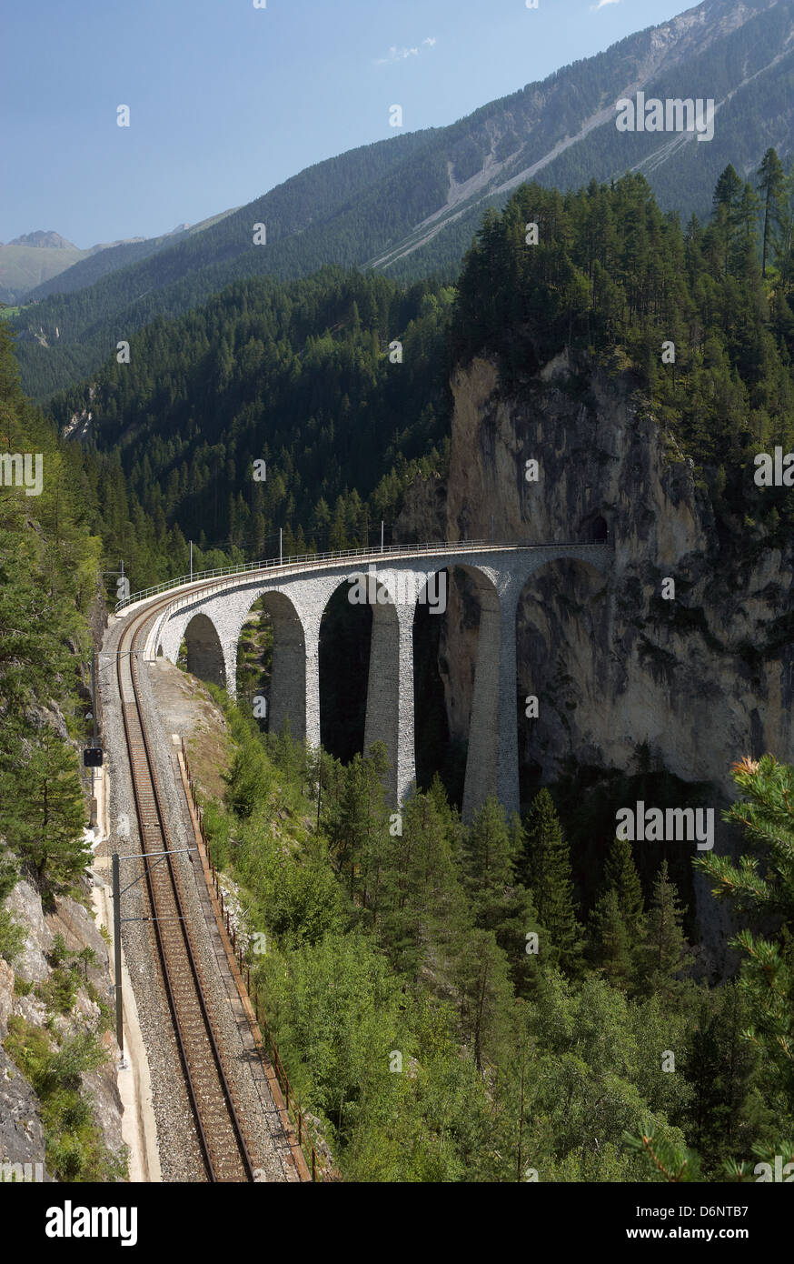 Filisur, Switzerland, overlooking the Landwasserviadukt Stock Photo - Alamy
