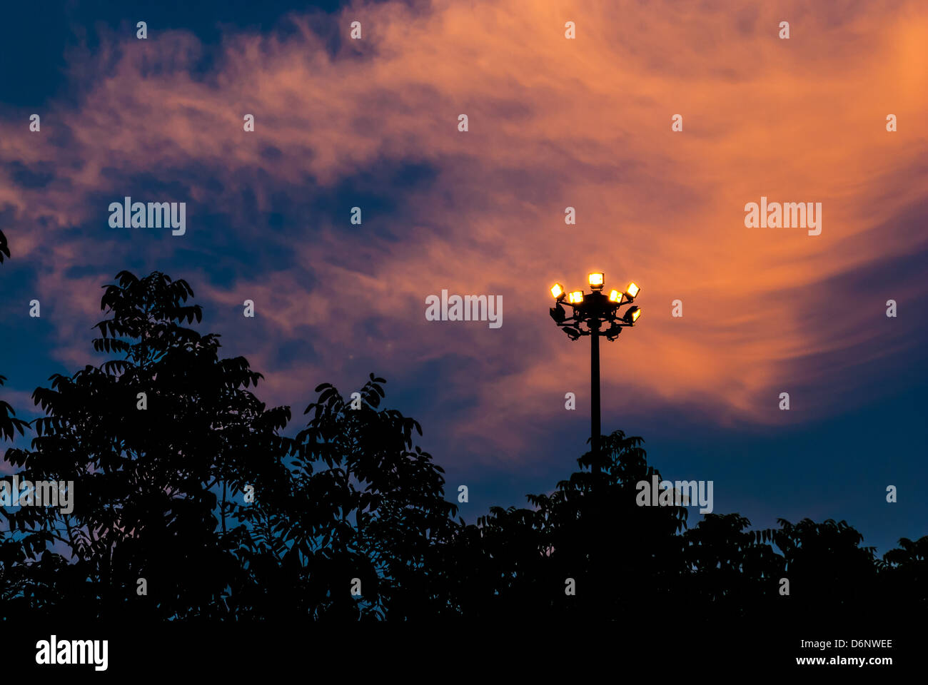 Light tower hi-res stock photography and images - Alamy