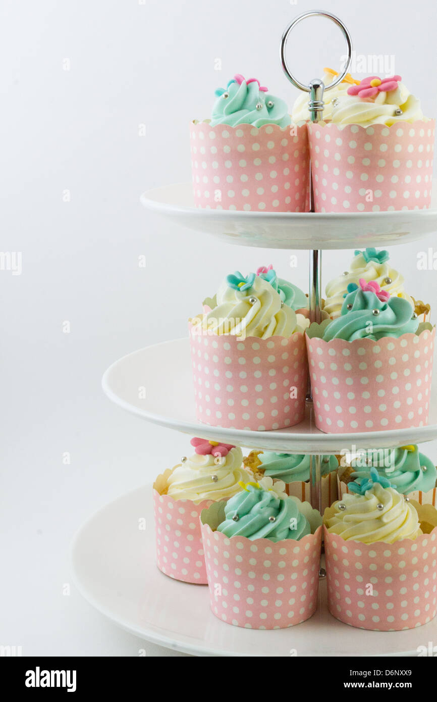Cup cake on the cake stand Stock Photo - Alamy