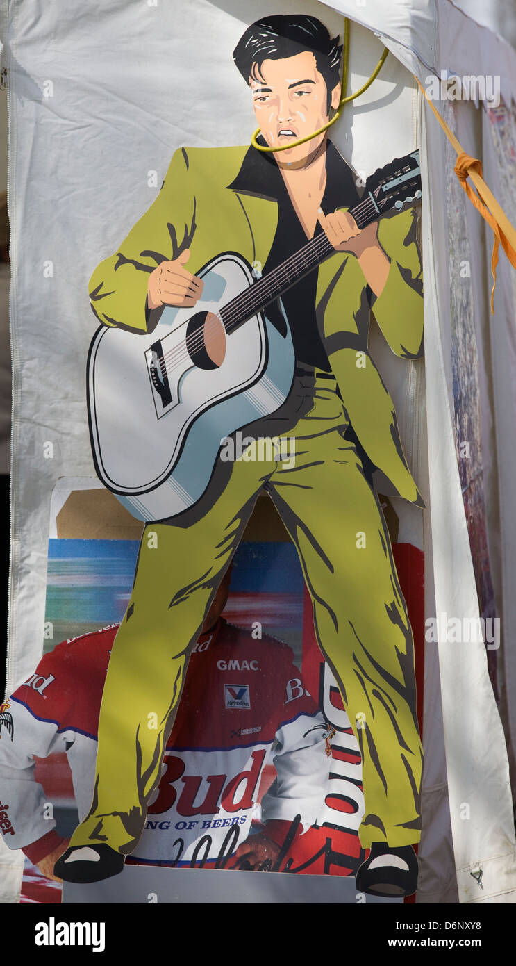 Life Size Cardboard Cut out of Elvis Presley Stock Photo - Alamy