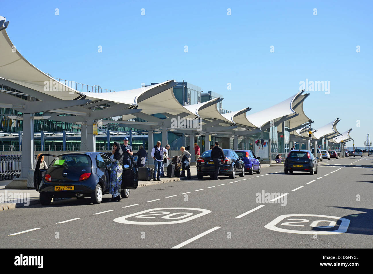 Departure level, Terminal 5, Heathrow Airport, London Borough of ...