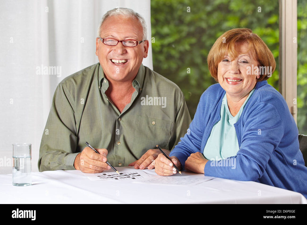 Solving riddles hi-res stock photography and images - Alamy
