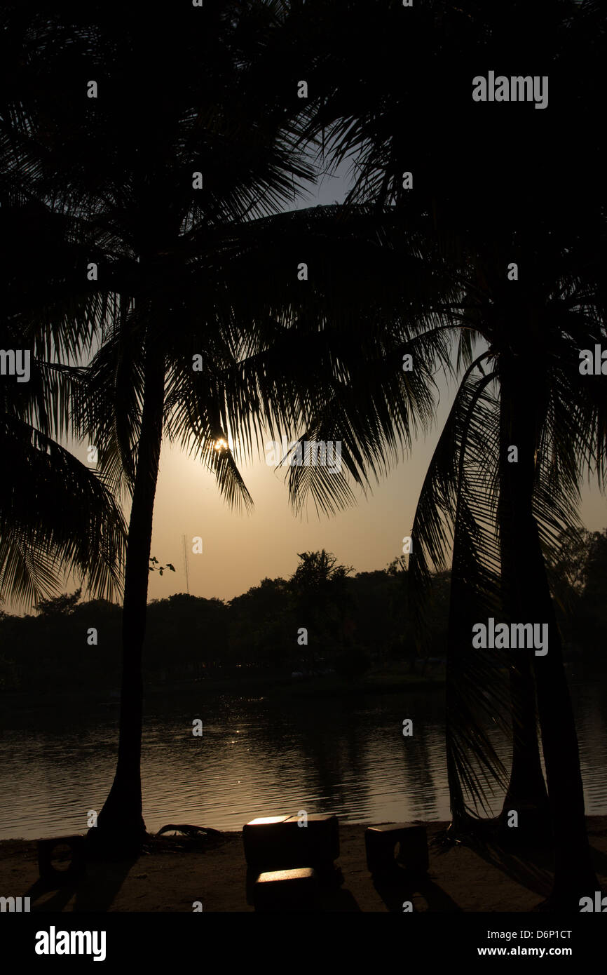 Sunset park hi-res stock photography and images - Alamy