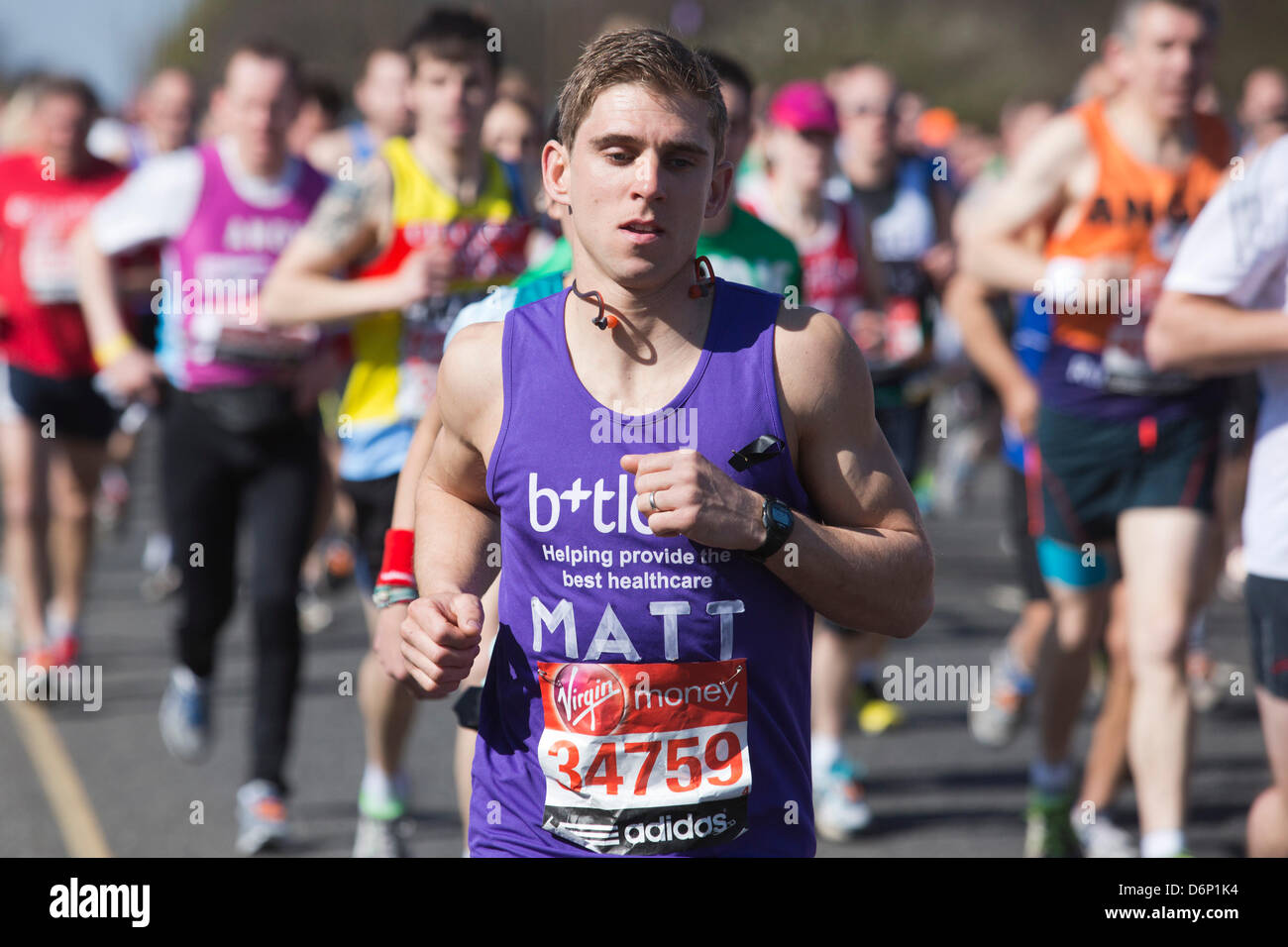 Greenwich, London, UK. 21st April, 2013. Marathon Runners on Shooters ...