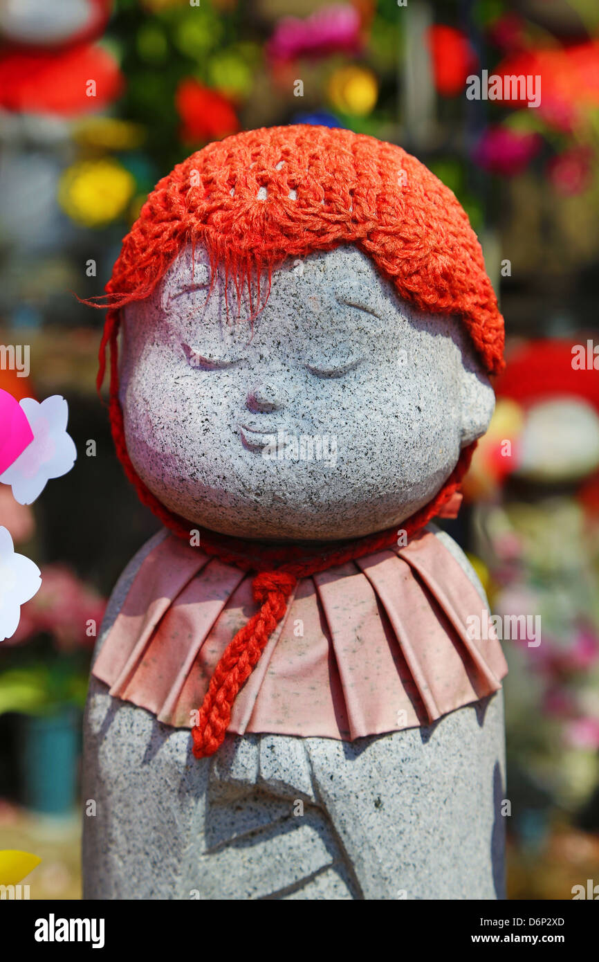 Buddhist Jizo Statue at the Zozoji Temple, Tokyo, Japan Stock Photo - Alamy