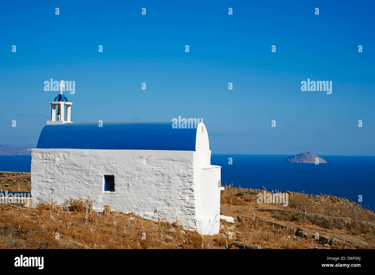 Cyclades island serifos hi-res stock photography and images - Alamy