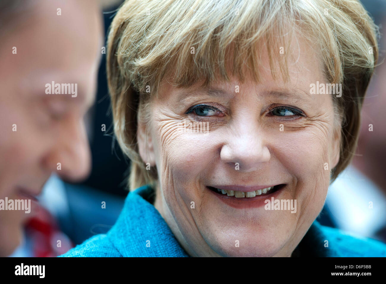 German Chancellor Angela Merkel (R) and the Prime Minister of Poland ...