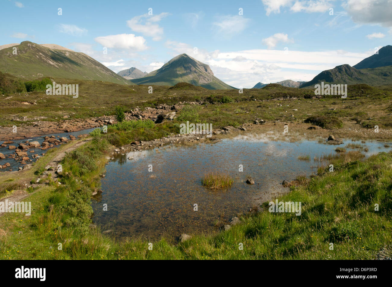 Marsco in the Red Cuillin Hills from the Sligachan river, Sligachan ...