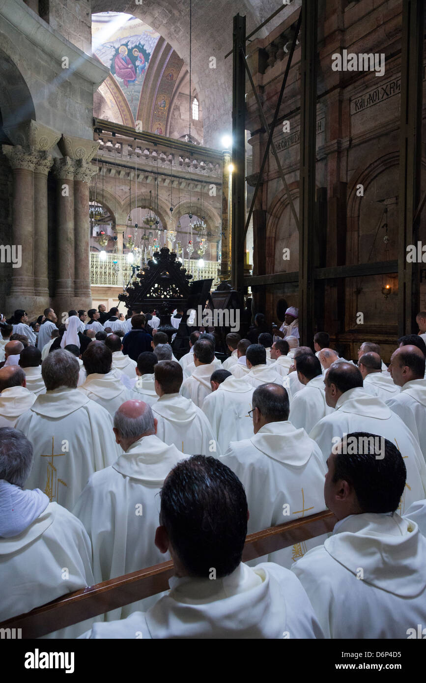 Pontifical catholic mass and procession of the Blessed Sacrement on ...