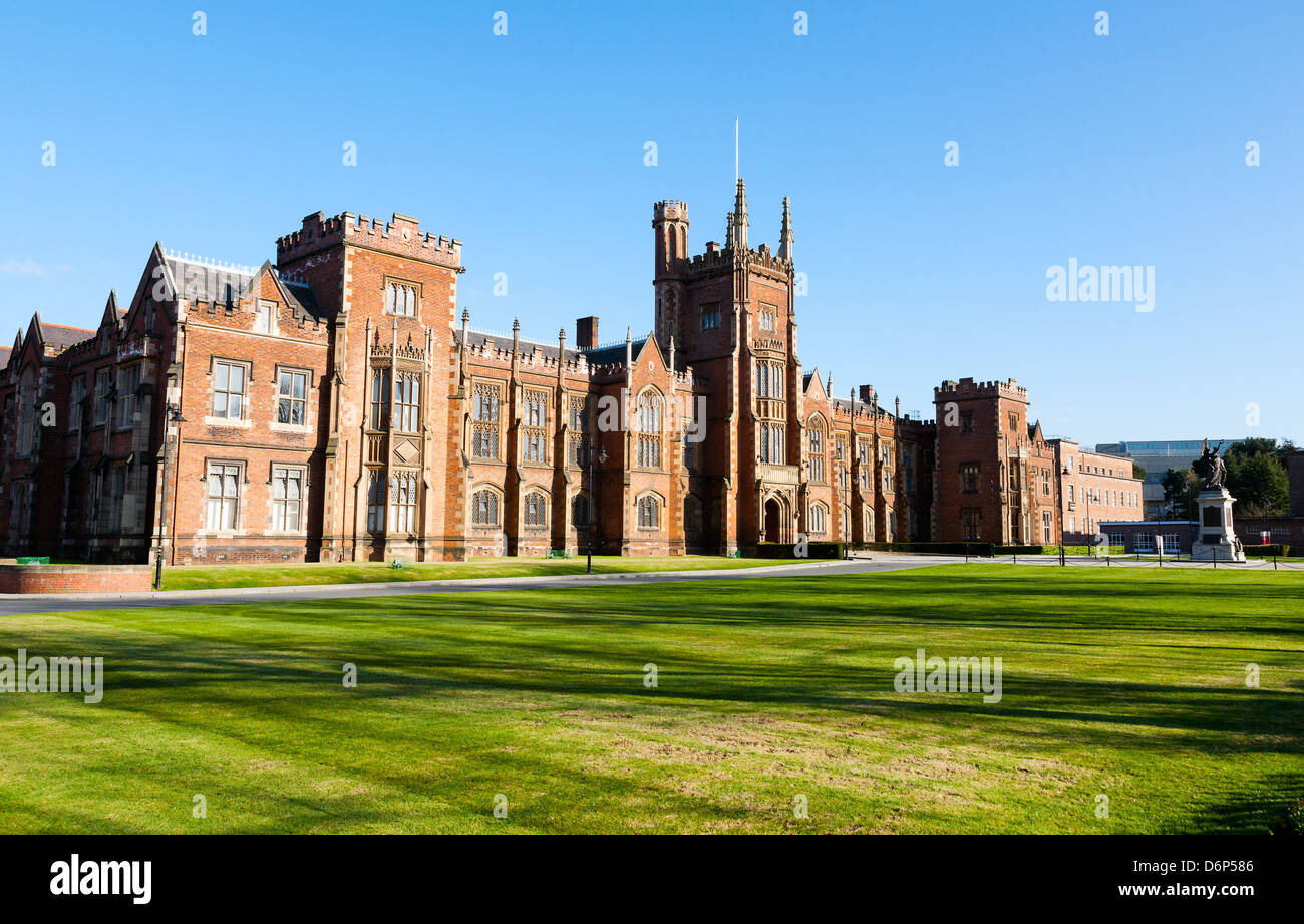 Queens university of belfast hi-res stock photography and images - Alamy
