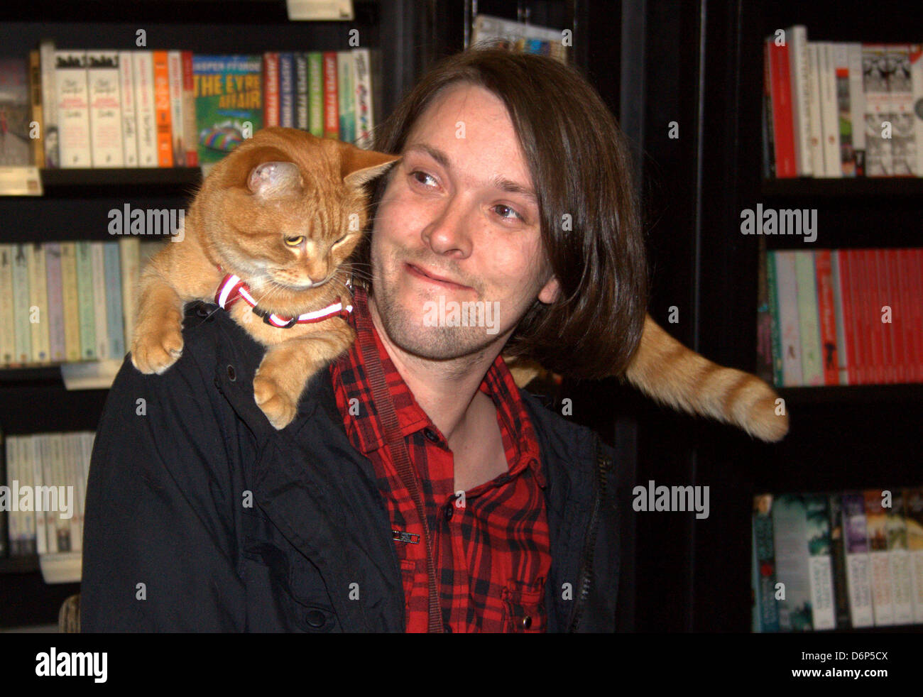 James Bowen and Bob attend a busy signing at Islington Waterstone's ...