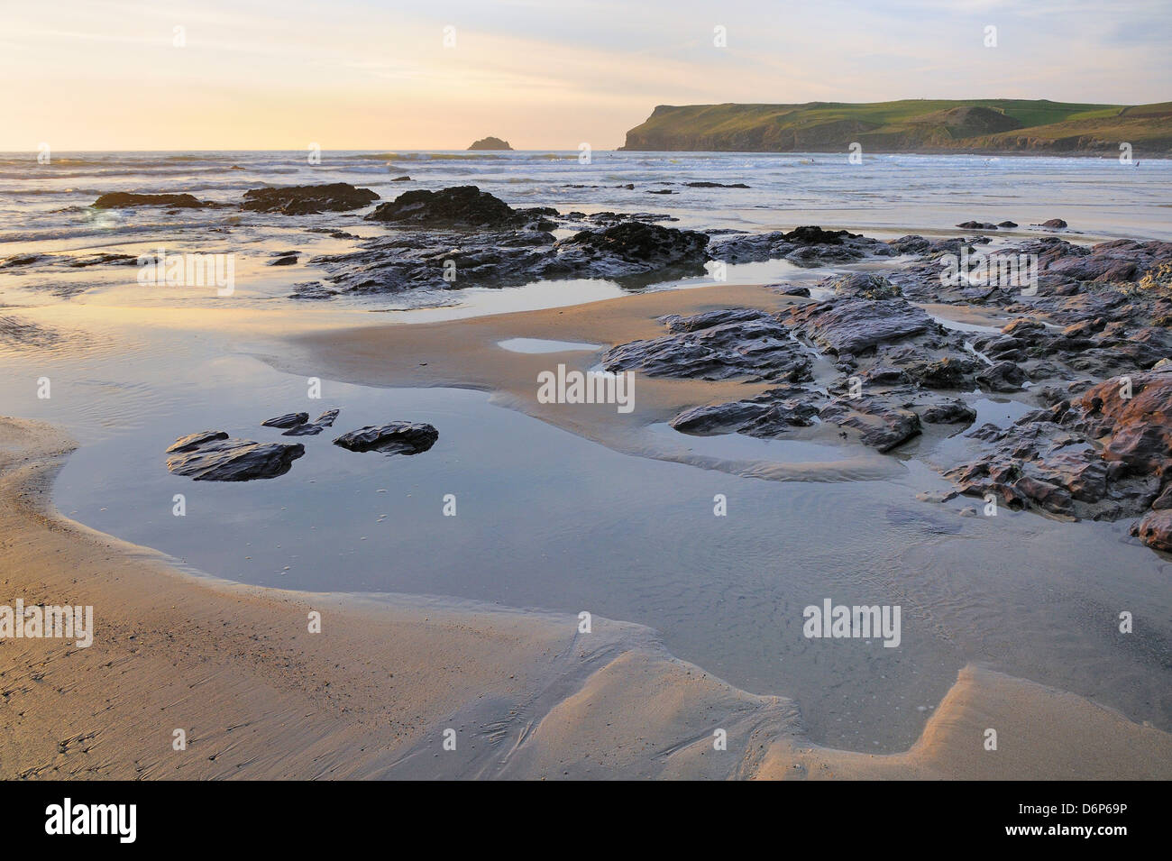 Tide pools hi-res stock photography and images - Alamy