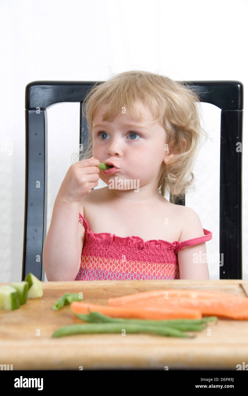 Child raw vegetable snacks hi-res stock photography and images - Alamy