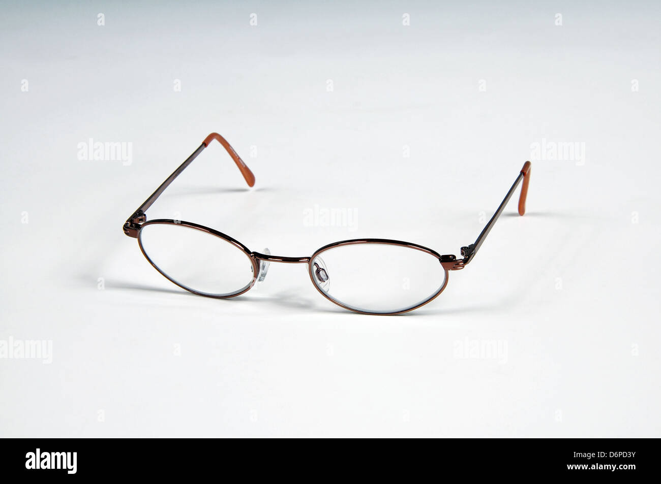 Gold rimmed spectacles hi-res stock photography and images - Alamy