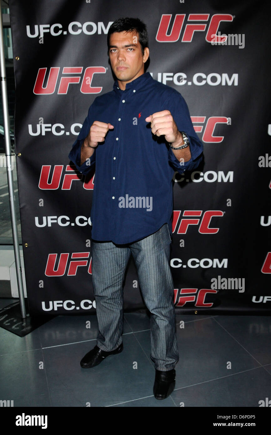 Lyoto machida ufc hi-res stock photography and images - Alamy