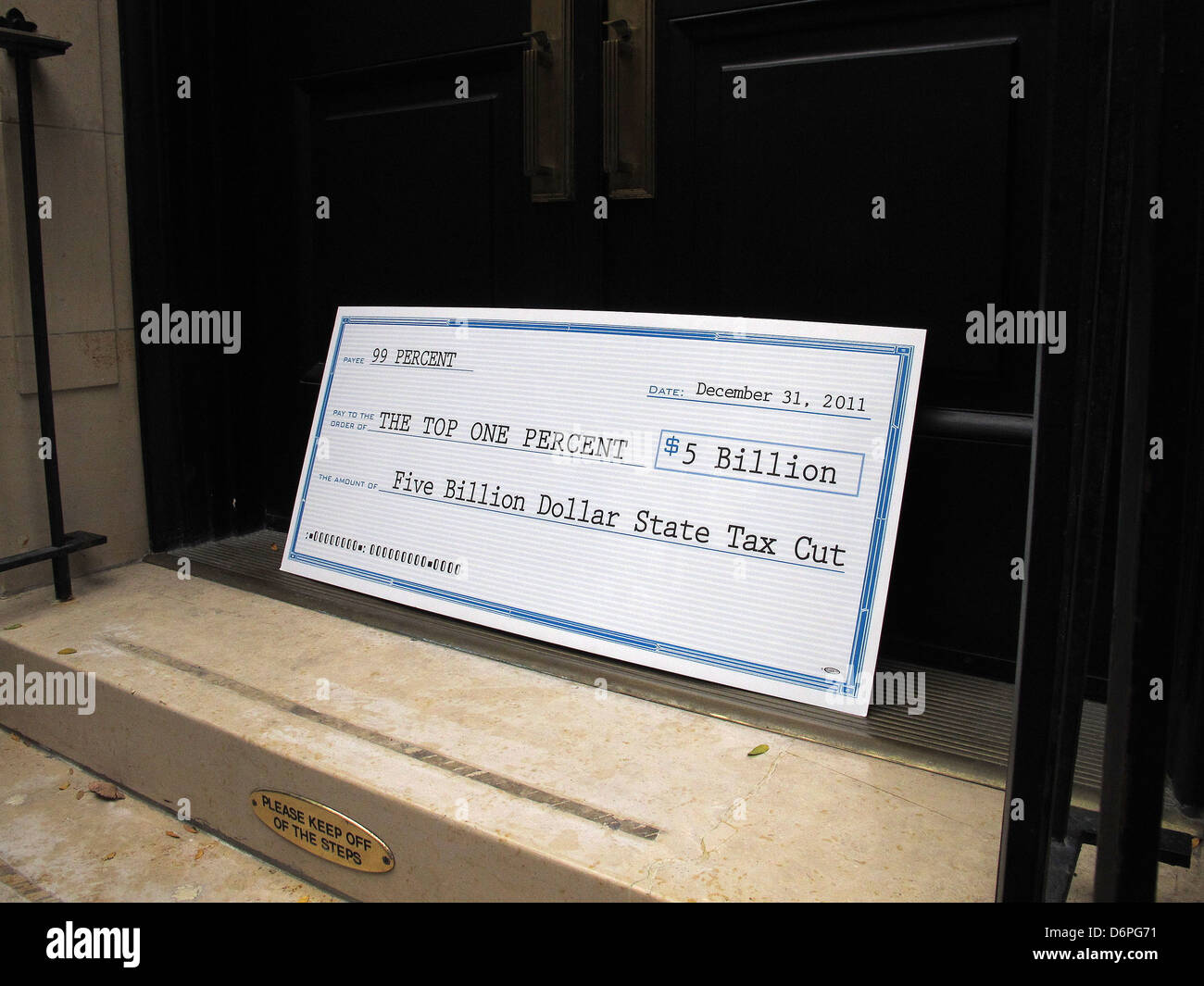 Fake Check High Resolution Stock Photography and Images - Alamy