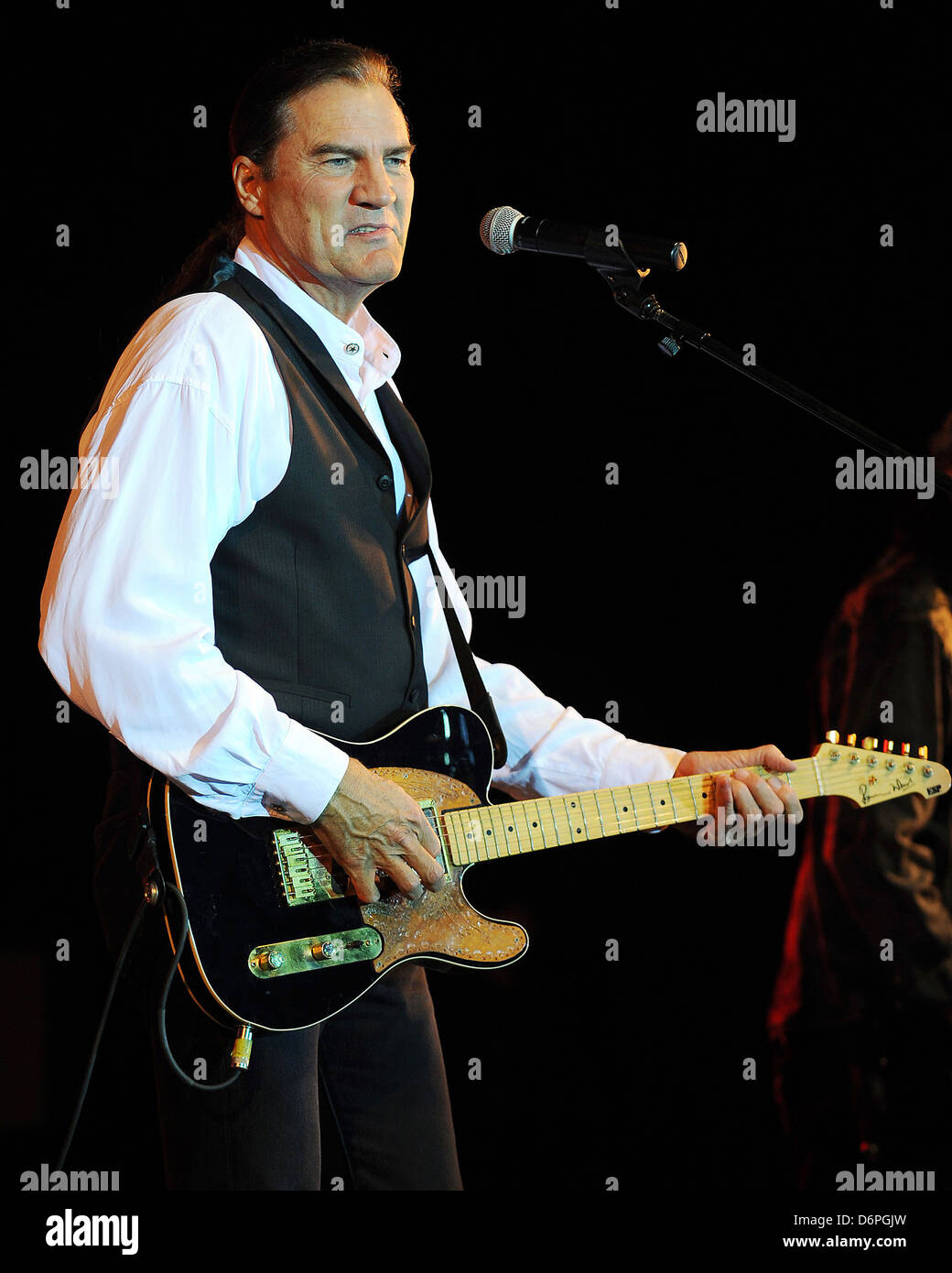 Max Carl of Grand Funk Railroad performs at the Seminole Coconut Creek ...