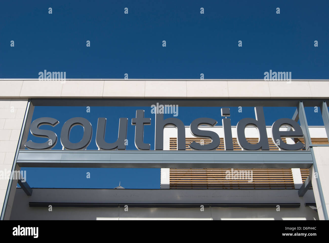 Southside shopping centre wandsworth hi-res stock photography and ...