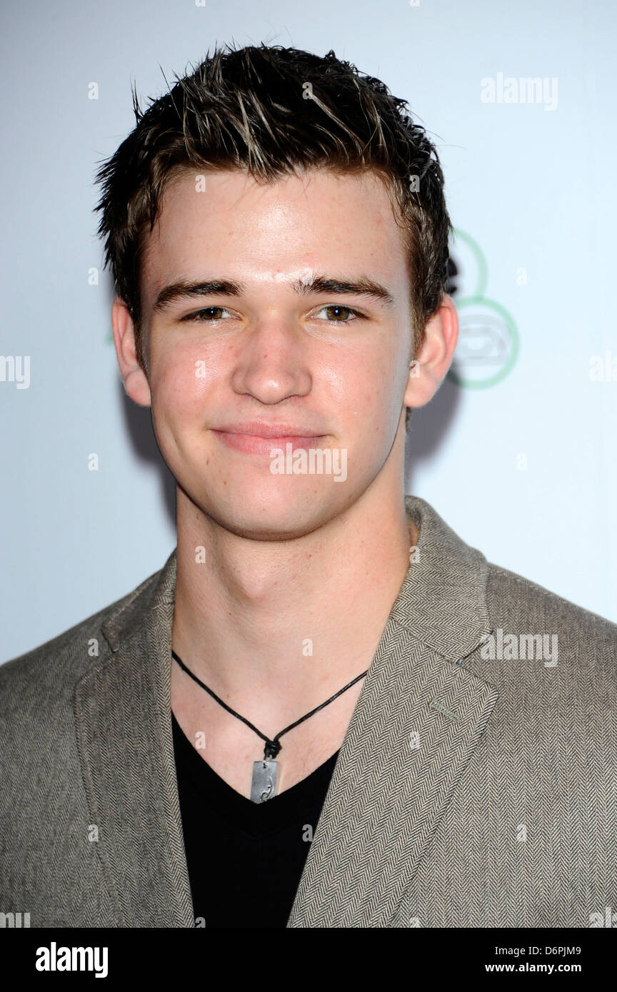 Burkely Duffield UK premiere of Nickelodeon TV series 'House of Anubis ...