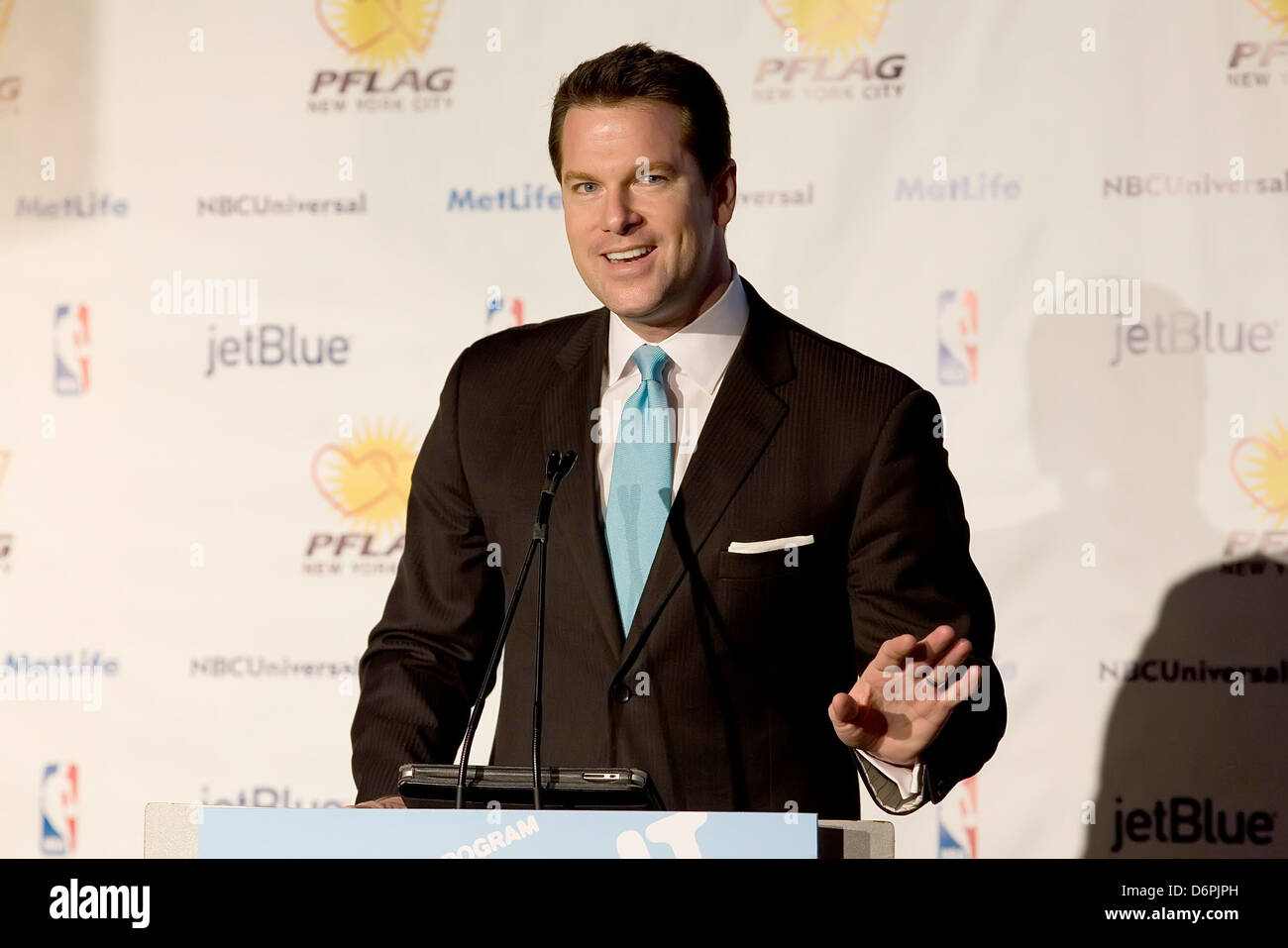 Thomas Roberts, MSNBC news anchor 31st Annual PFLAG NYC Awards Dinner ...
