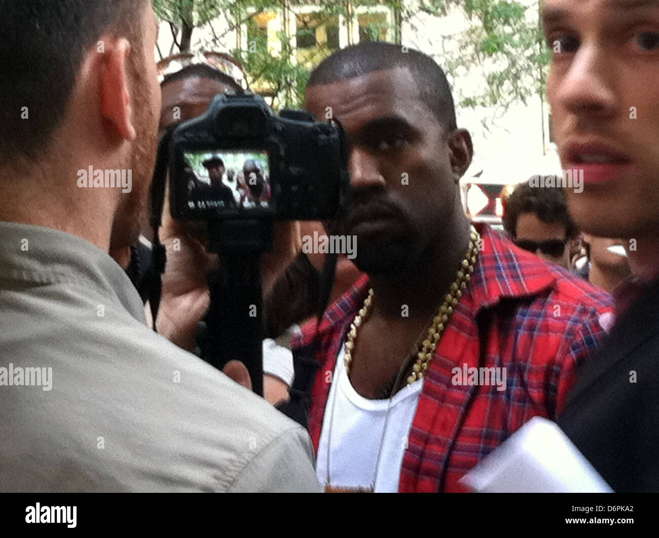 Kanye West visits the Occupy Wall Street demonstrations. Occupy Wall ... Kanye West visits the Occupy Wall Street demonstrations. Occupy Wall ...