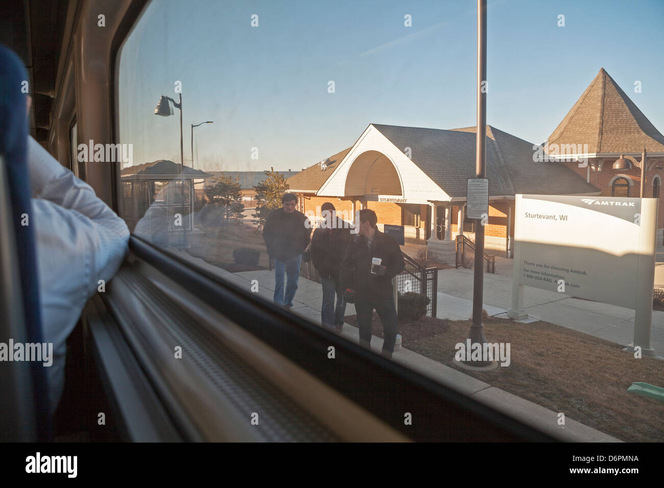 Amtrak train stop hi-res stock photography and images - Alamy