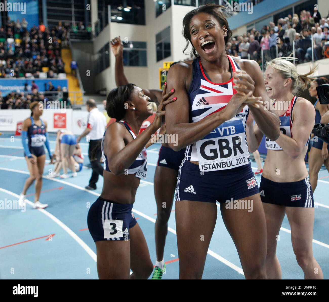 Perri Shakes-Drayton, Shana Cox, Nicola Sanders and Christine Ohuruogu ...