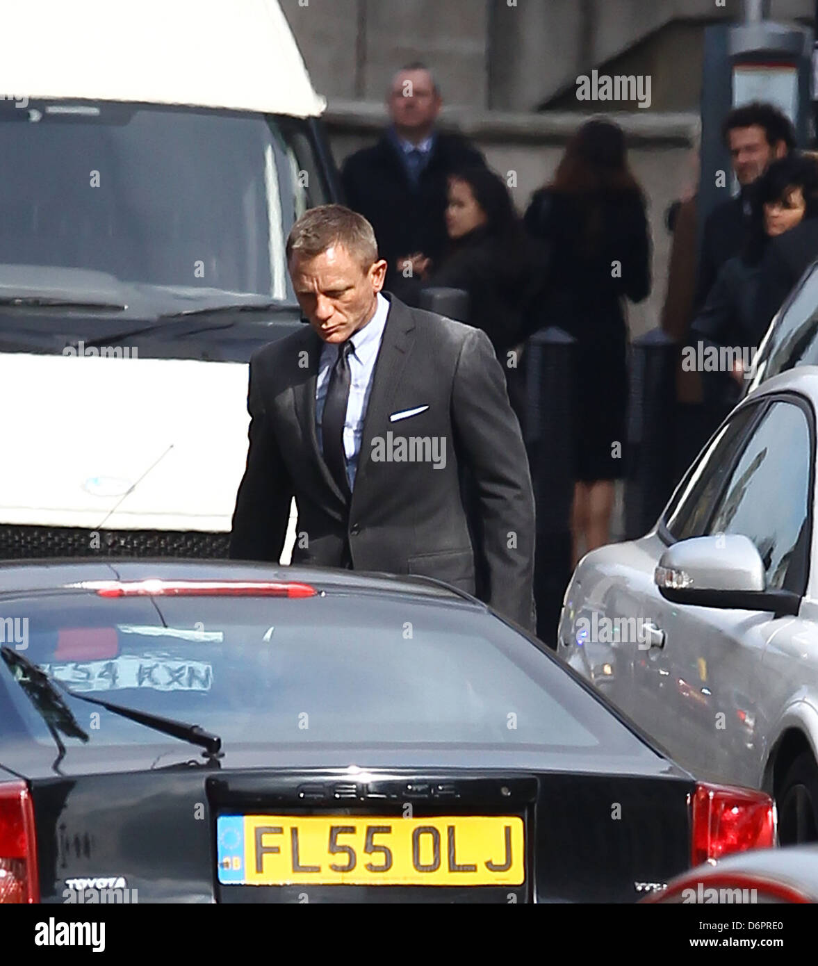 Daniel Craig filming a scene for the new James Bond film 'Skyfall' in ...