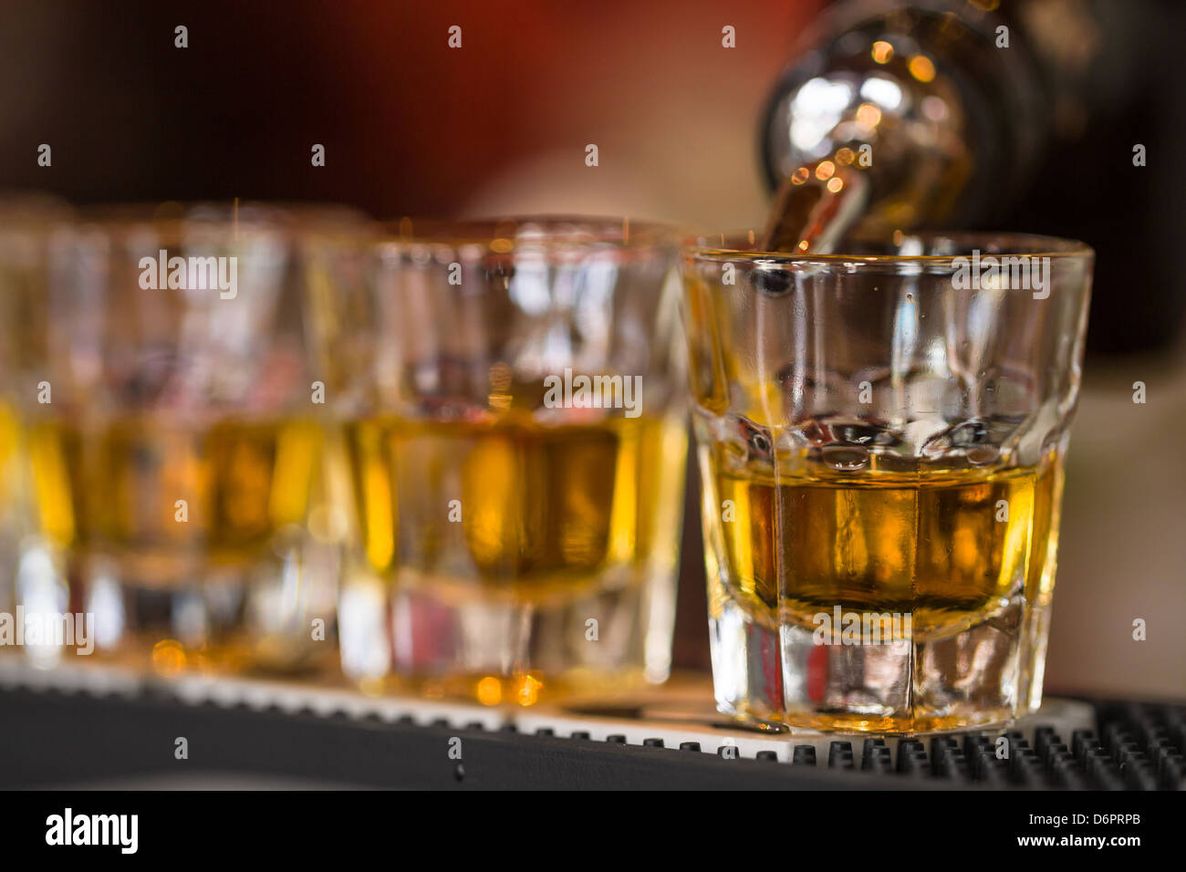 Whisky shots hi-res stock photography and images - Alamy