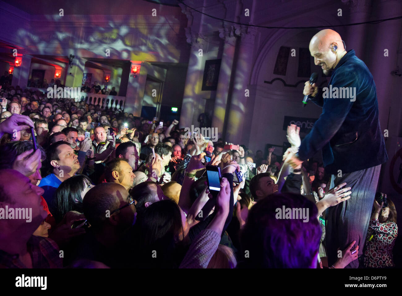 Frontman legendary hi-res stock photography and images - Alamy
