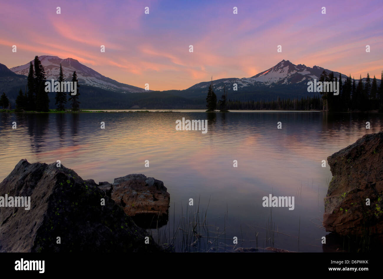 USA, Oregon, Deschutes National Forest, Oregon Cascade Range Stock ...