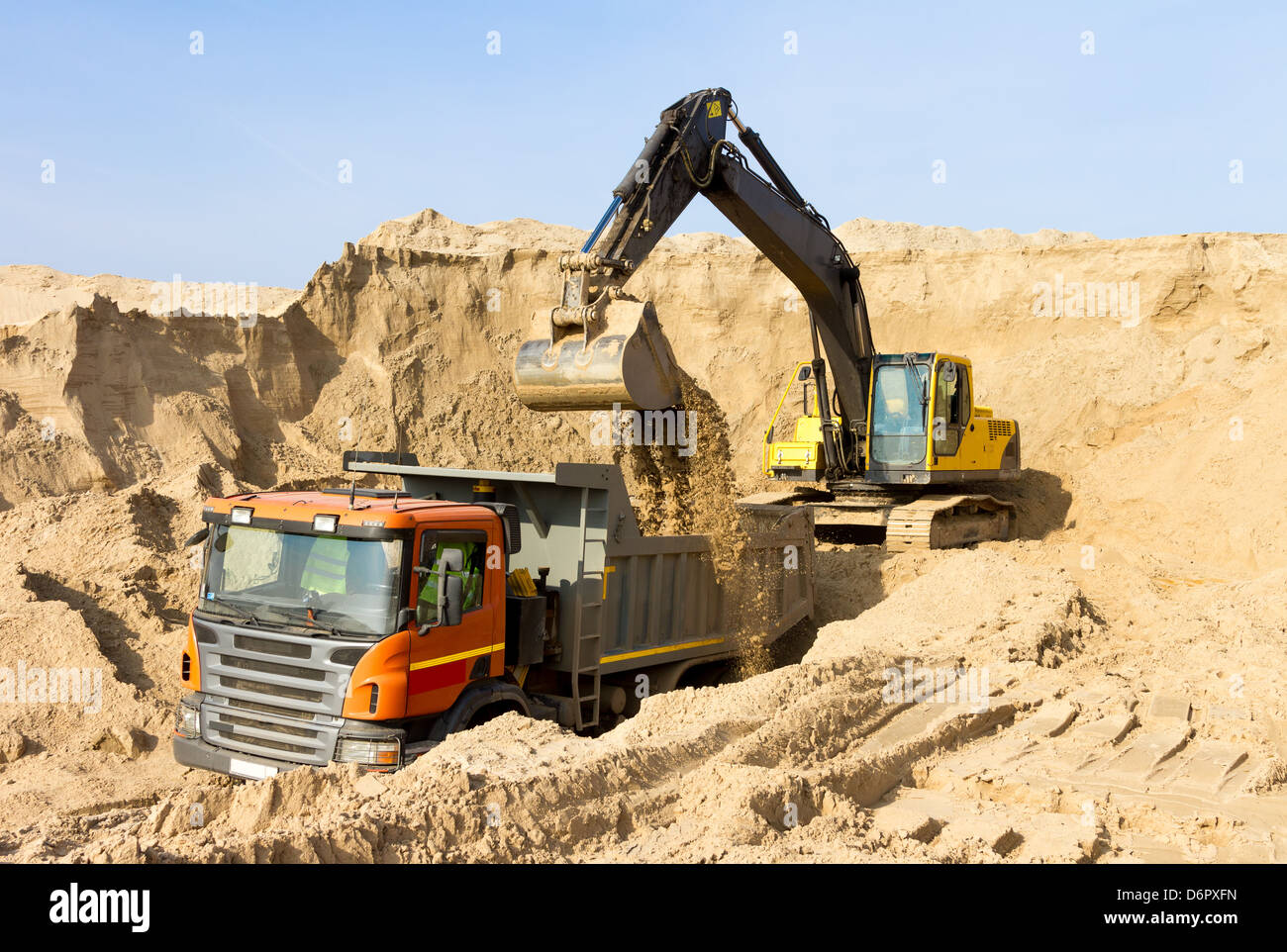 Dumper truck construction site hi-res stock photography and images - Alamy