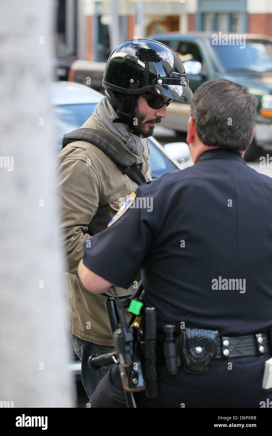 Keanu Reeves returning to the scene and speaking to the Beverly Hills ...