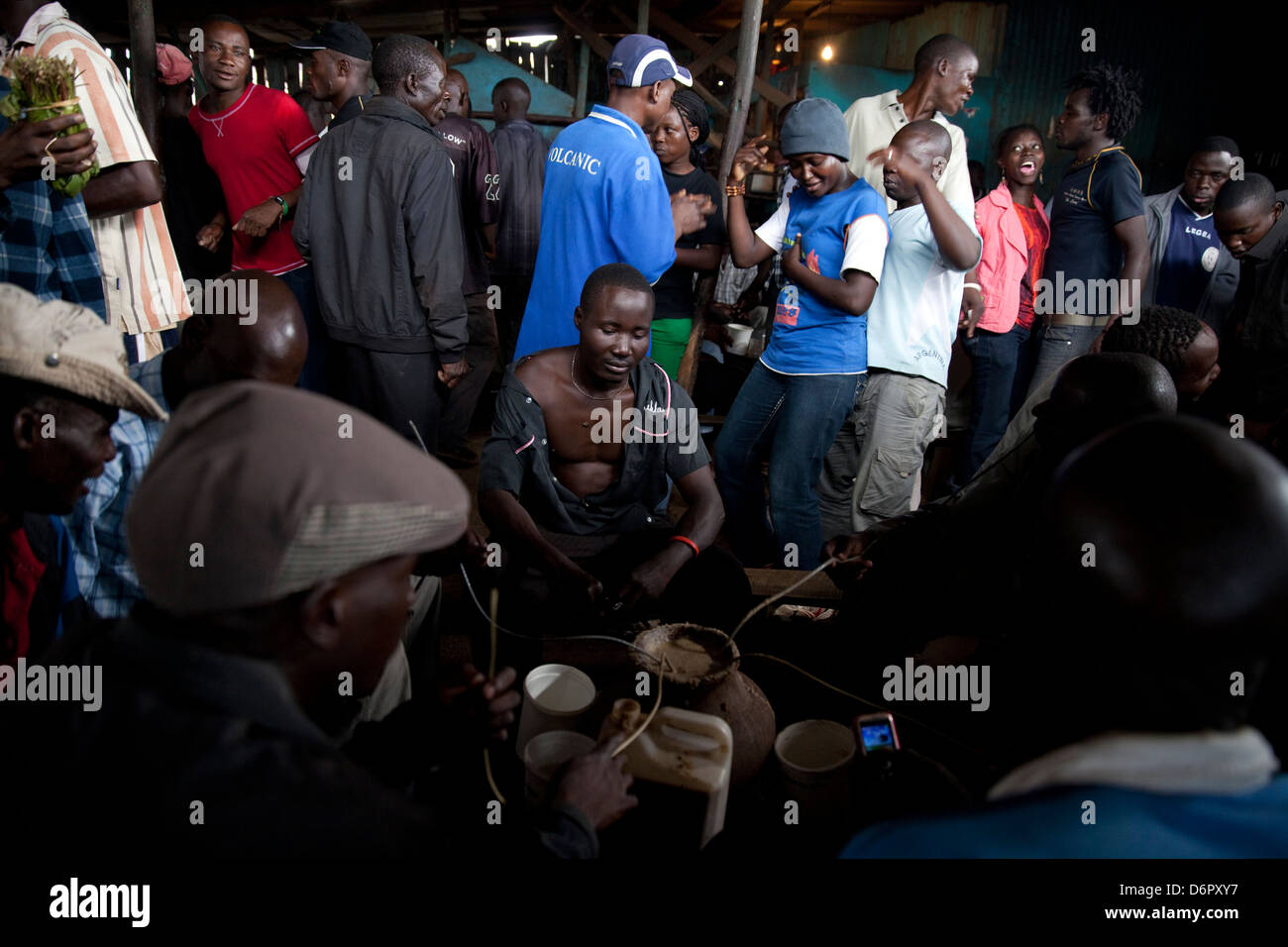 Kenyan Beer Stock Photos & Kenyan Beer Stock Images - Alamy