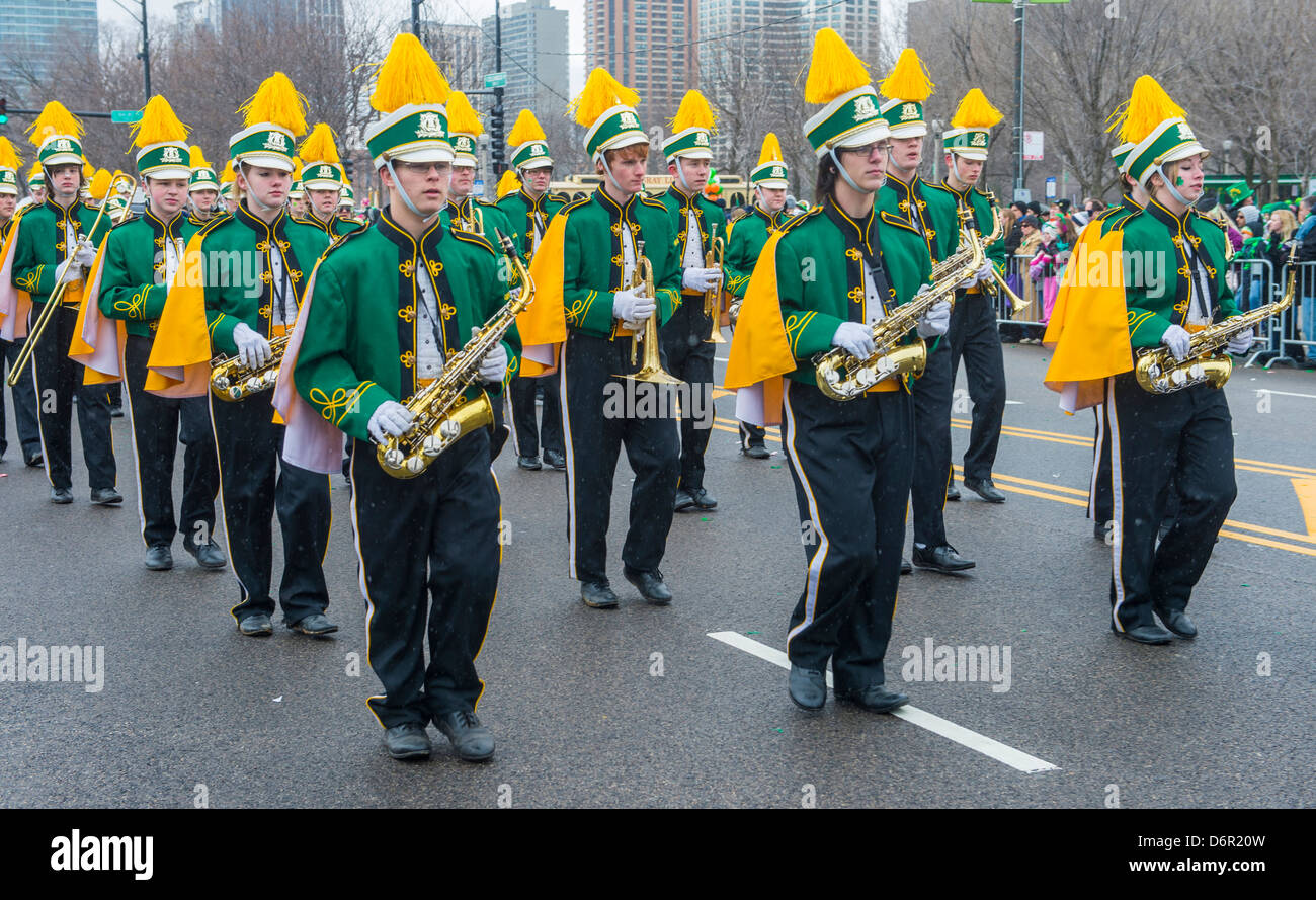 Marching band dancers parade hi-res stock photography and images - Alamy